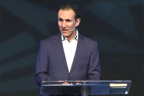 Todas las decisiones cuentan – Pastor Guillermo Jiménez | Aguilas ...